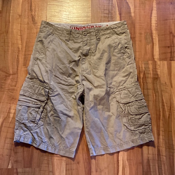 UNIONBAY | Bottoms | Union Bay Khaki Cargo Shorts | Poshmark
